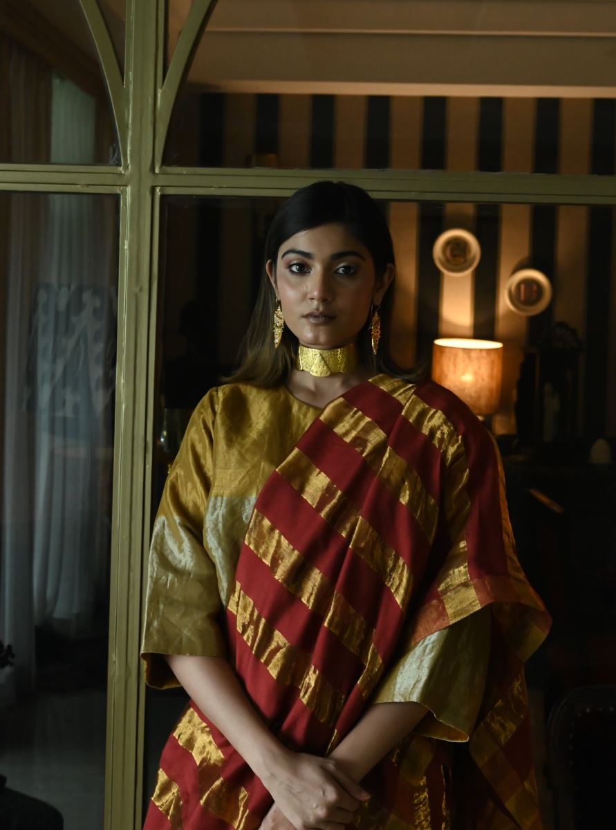 Buy - Noor red kumkum zari patti sari | Elan Store