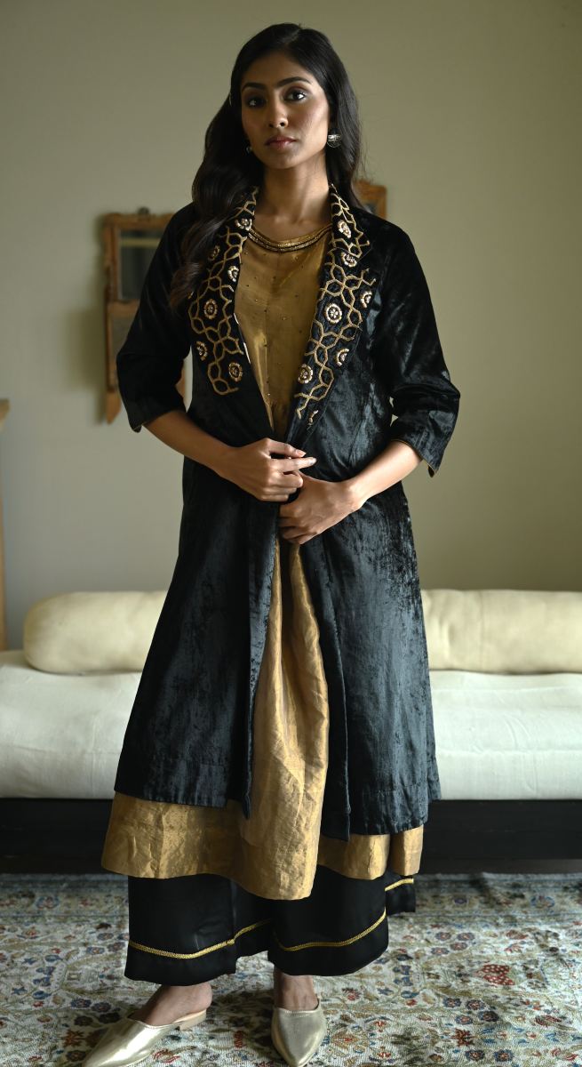 Buy - Rumi black sally jacket | Elan Store