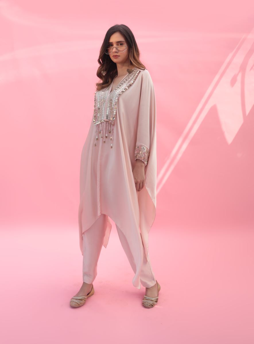 Buy - Sakura pink kaftan set | Elan Store