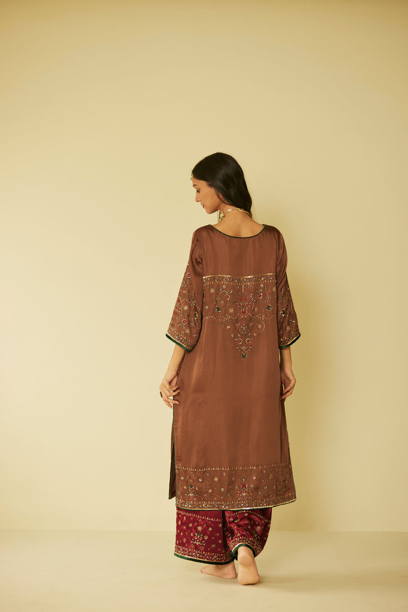 Buy - Meera brown farida kurta with pants | Elan Store