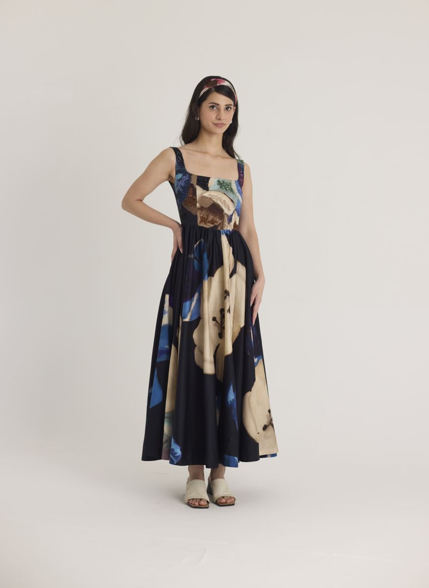 Buy - Black rocco embroidered dress | Elan Store