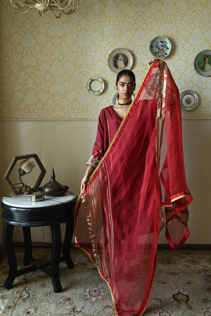 Buy - Roshnee anaar red organza dupatta | Elan Store