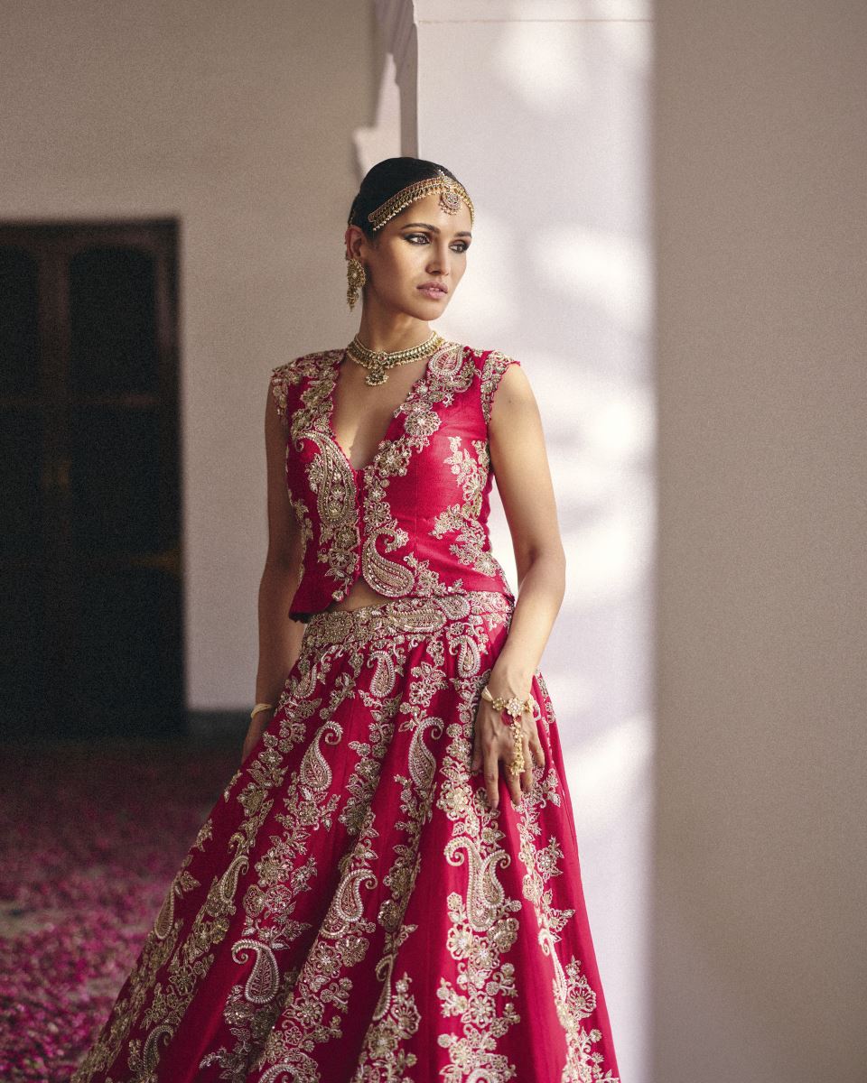 Buy - Saahat red lehenga set | Elan Store