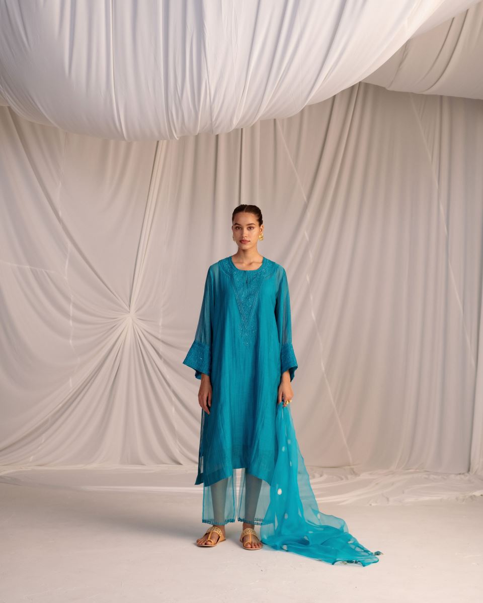 Buy - Varna turquoise blue embroidered tunic with trousers | Elan Store