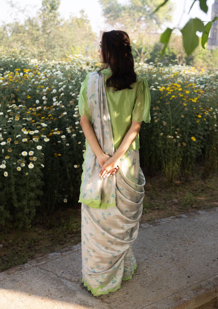 Buy - Wildflower kiss beige sari | Elan Store