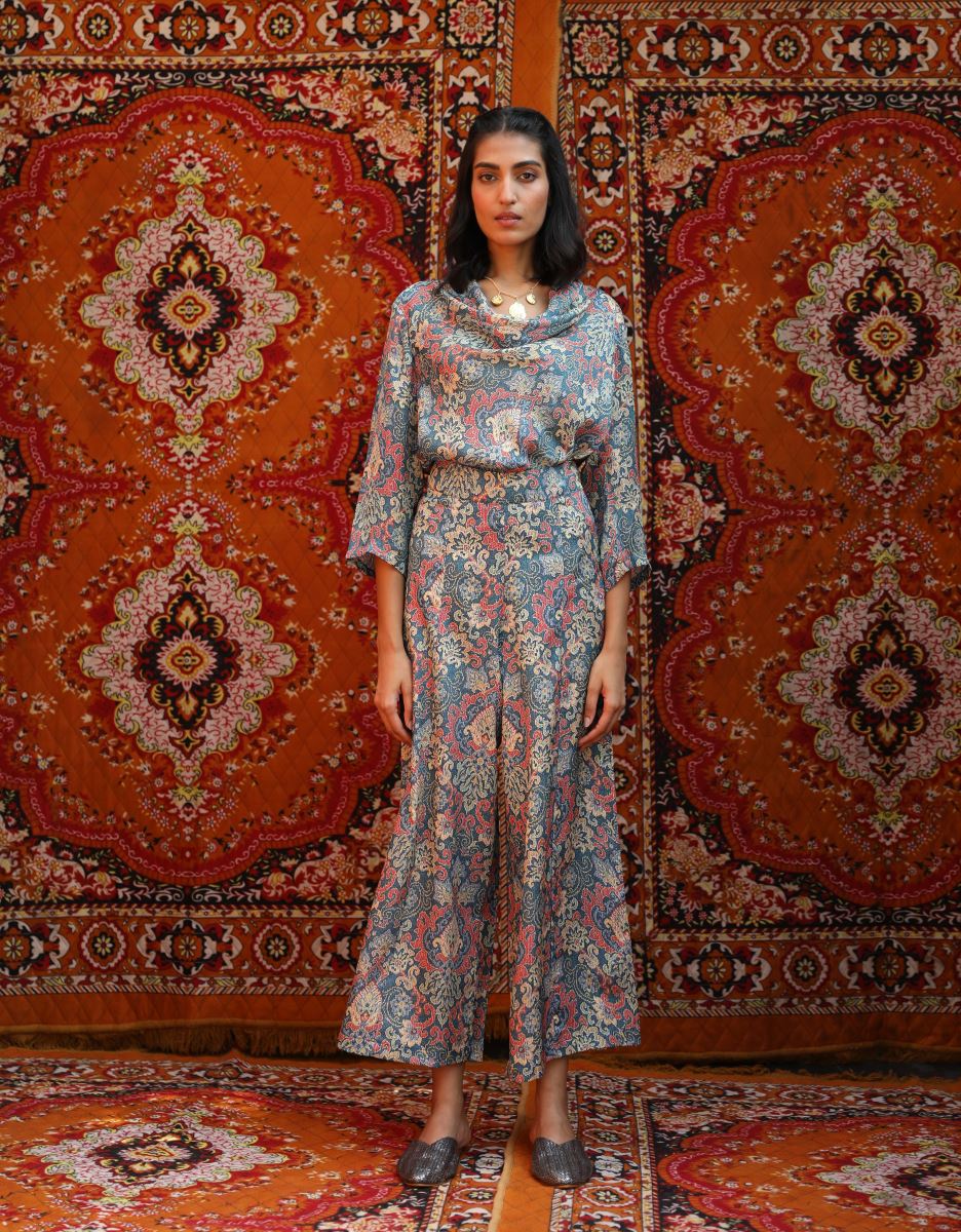 Buy - Atlas cowl top and high rise pants | Elan Store