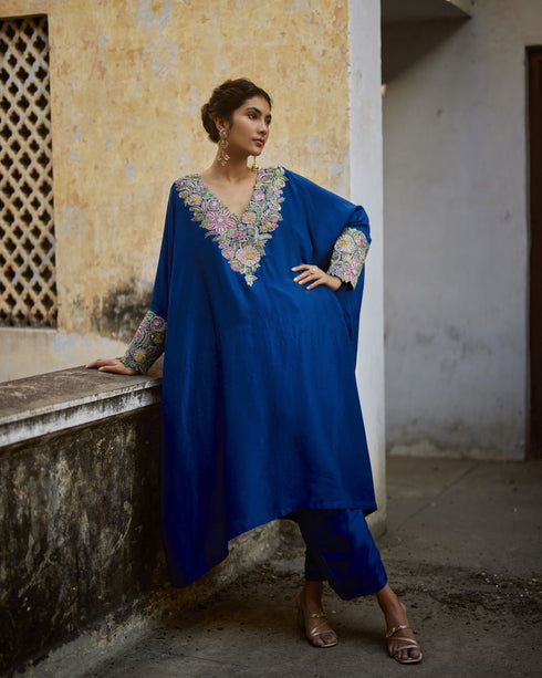 Buy - Blue reva cuff kaftan set | Elan Store