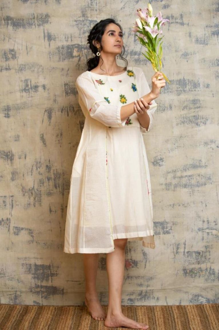 Buy - Dhaari ivory daffodil | Elan Store
