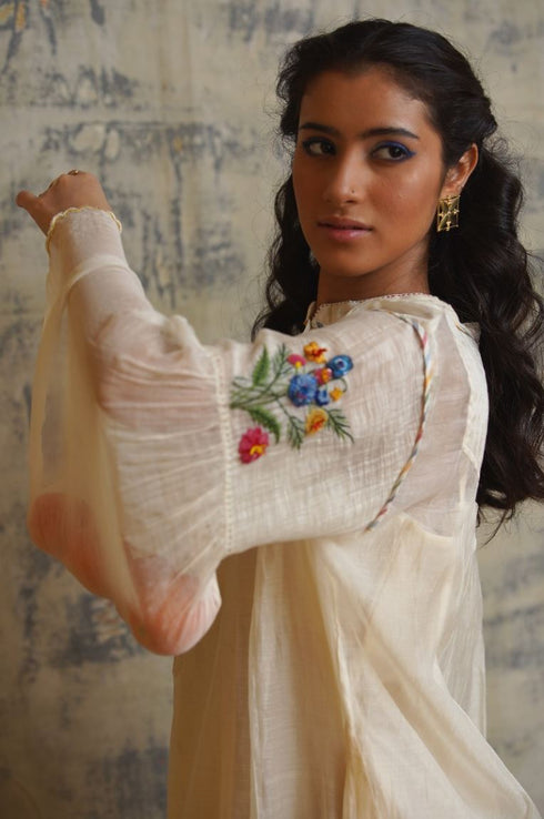Buy - Dhaari ivory plumeria | Elan Store