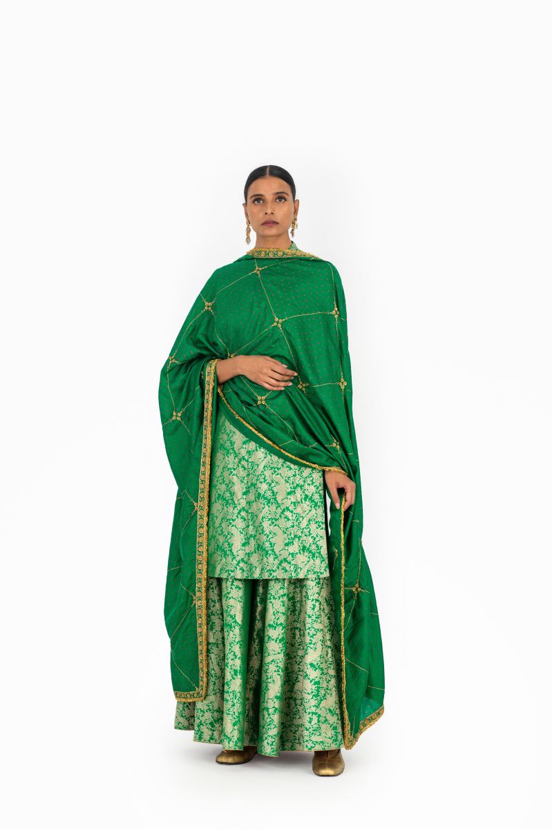 Buy - Green charu odhani | Elan Store