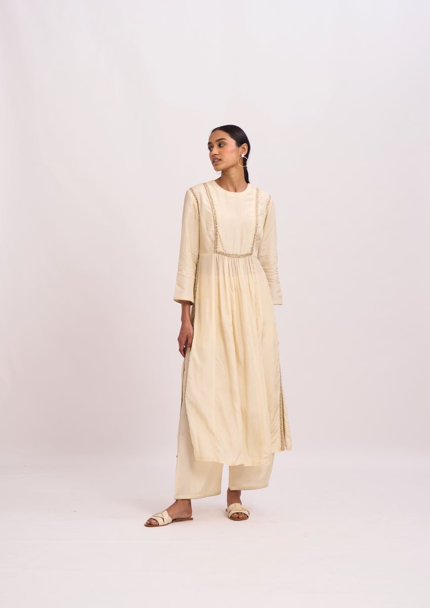 Buy - Ivory aavni kurta set | Elan Store