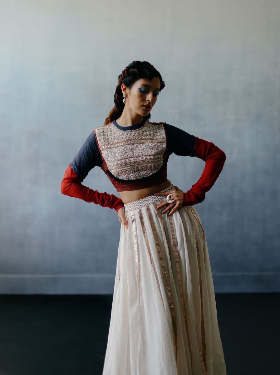 Buy - Neel skirt set | Elan Store