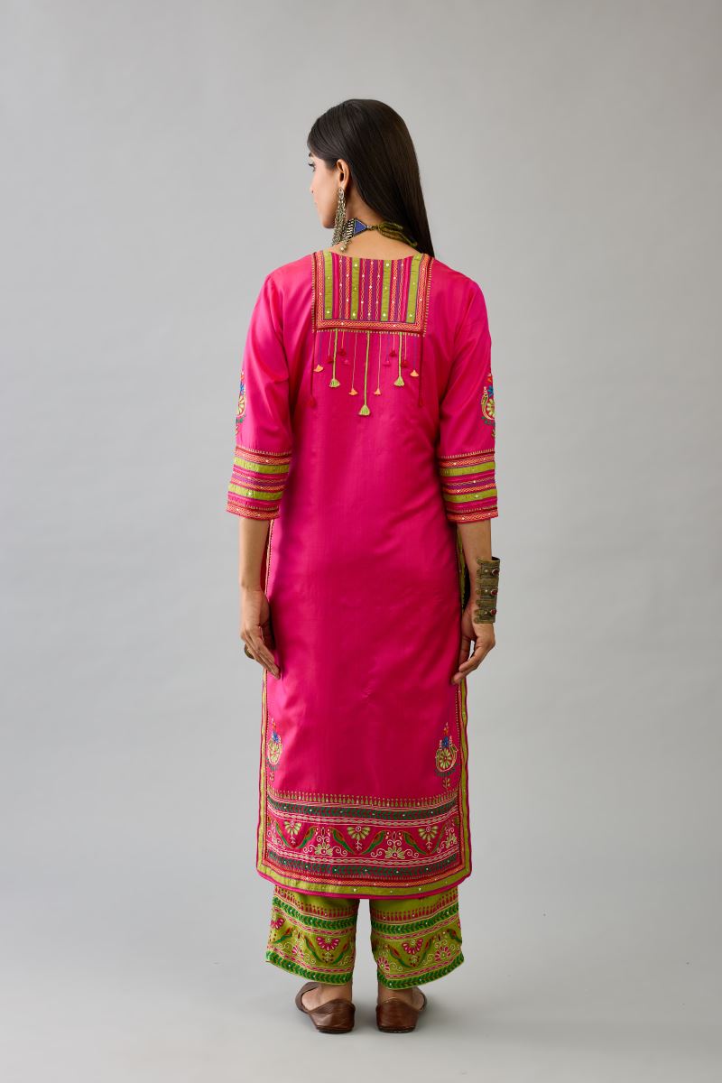 Buy - Netri fuchsia kurta set-4 | Elan Store
