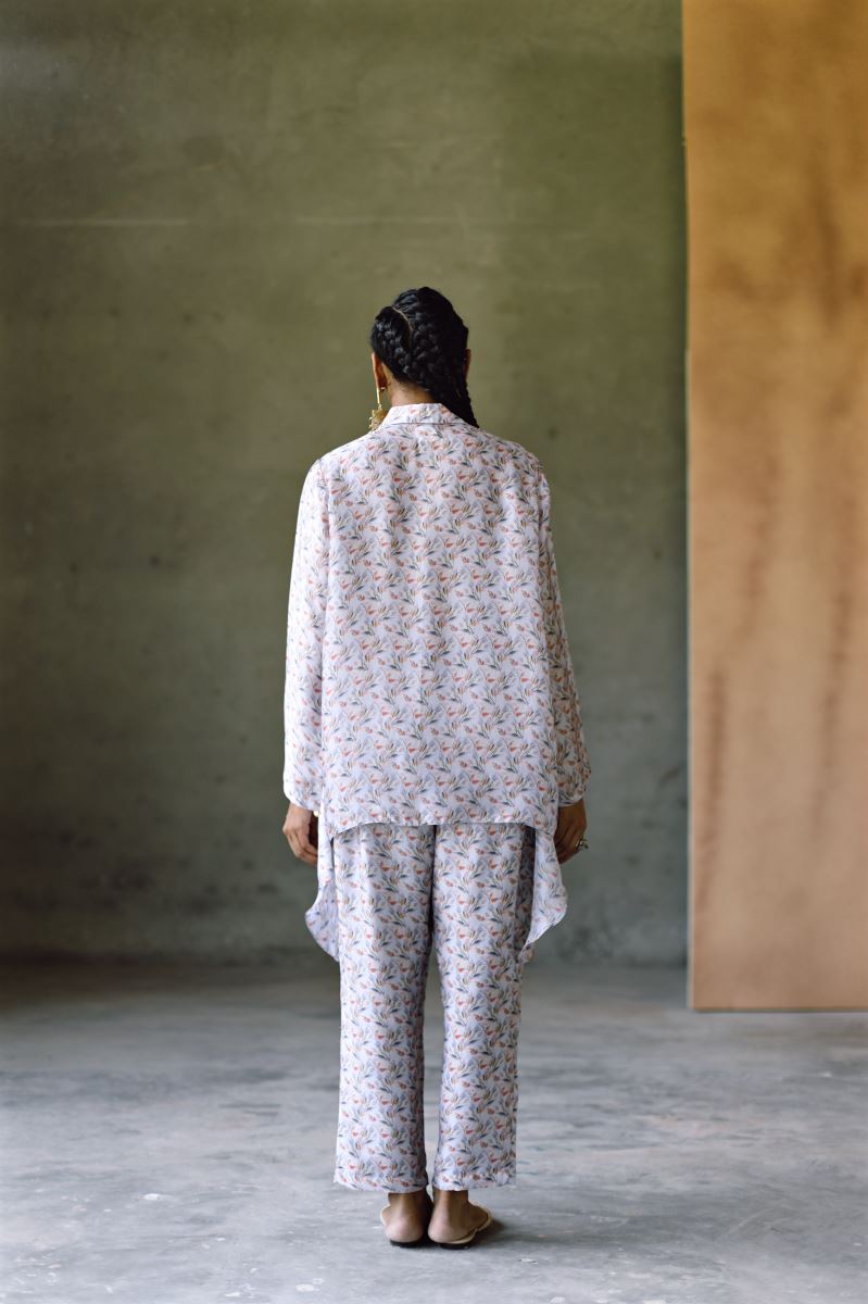 Buy - Oxford low back shirt | Elan Store