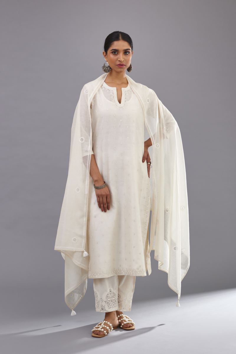 Pragya off white kurta set-5 - Elan Store