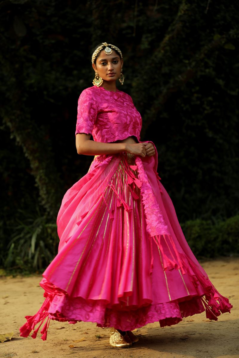 Buy - Rani pink genda phool ghagra set | Elan Store