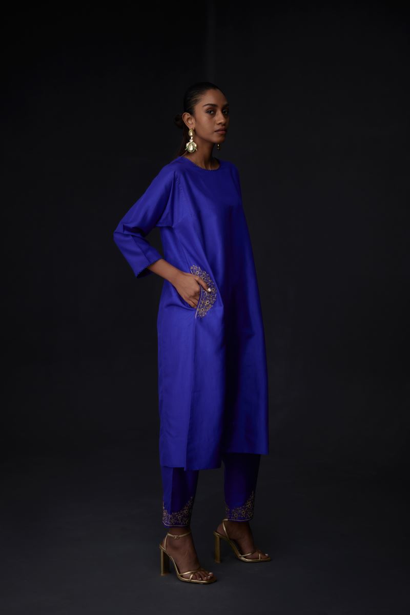 Buy - Reflect persian blue embroidered tunic with trouser-3 | Elan Store