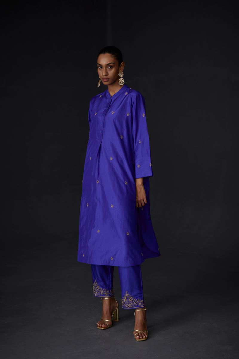 Buy - Reflect persian blue embroidered tunic with trouser-5 | Elan Store